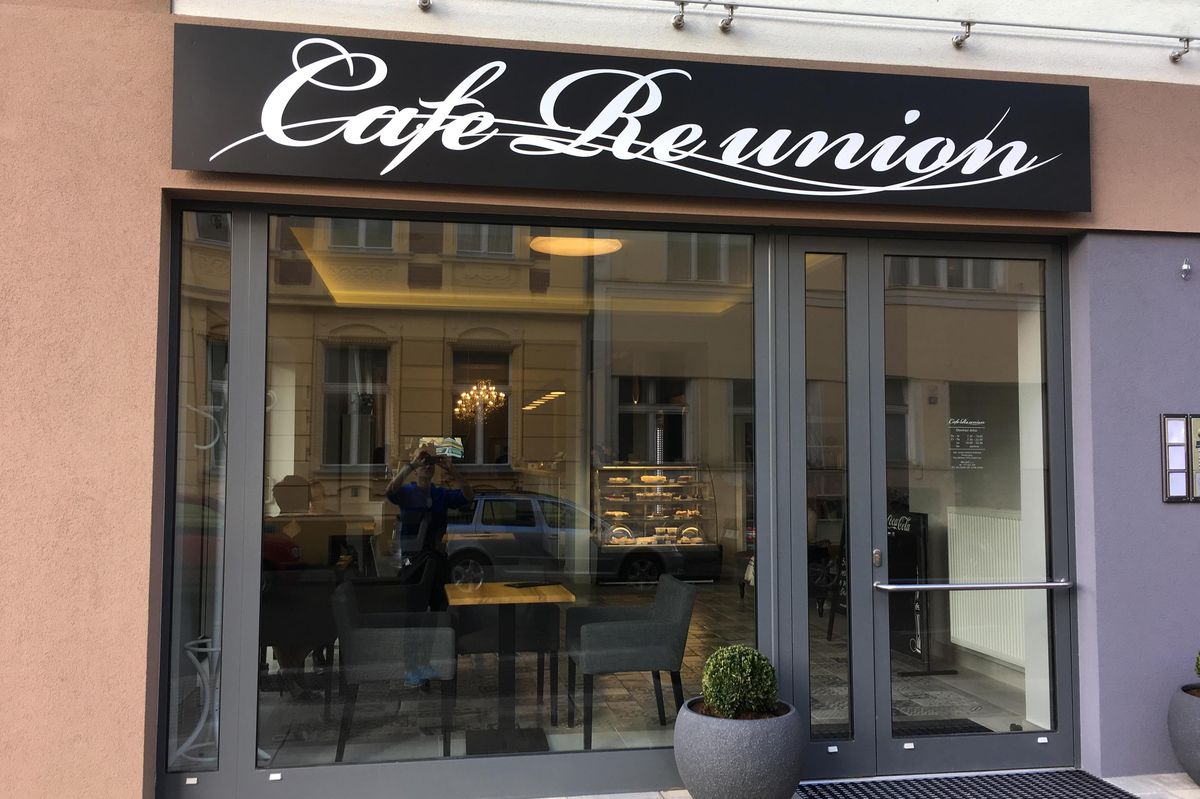 Cafe Reunion (Česká Lípa) • Firmy.cz