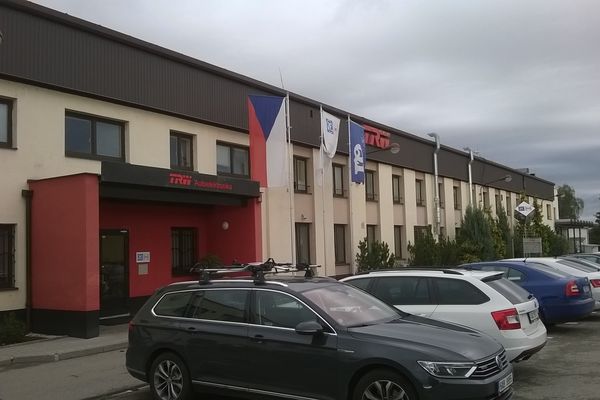 BCS Automotive Interface Solutions, s.r.o. (Benešov) • Firmy.cz