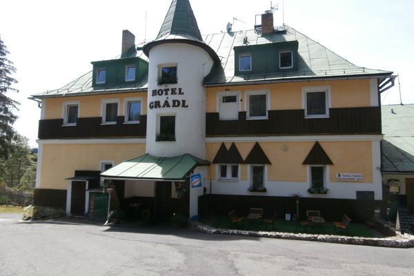Hotel Grádl (Železná Ruda) • Firmy.cz