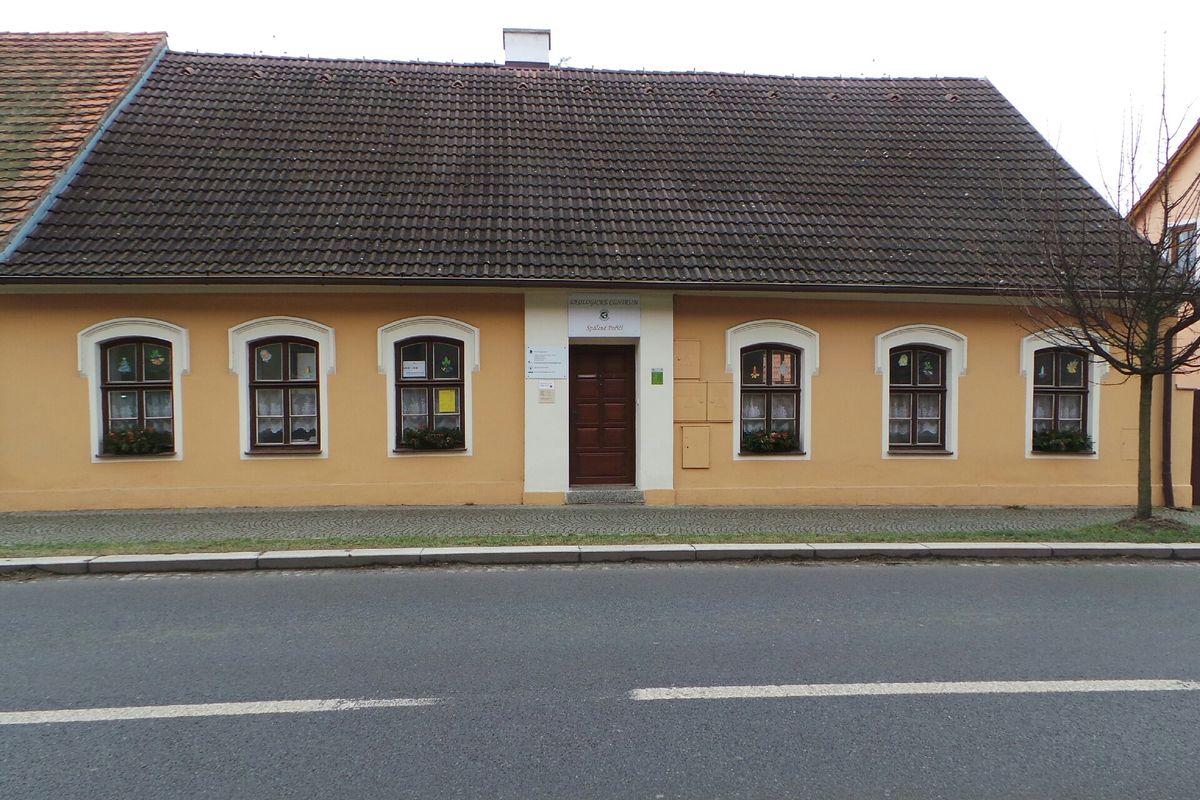 Ekocentrum Spálené Poříčí (Spálené Poříčí) • Firmy.cz