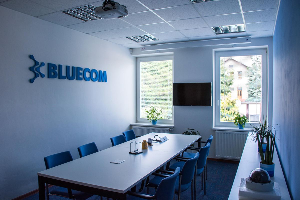 BLUECOM, s.r.o. (Chrudim IV) • Firmy.cz