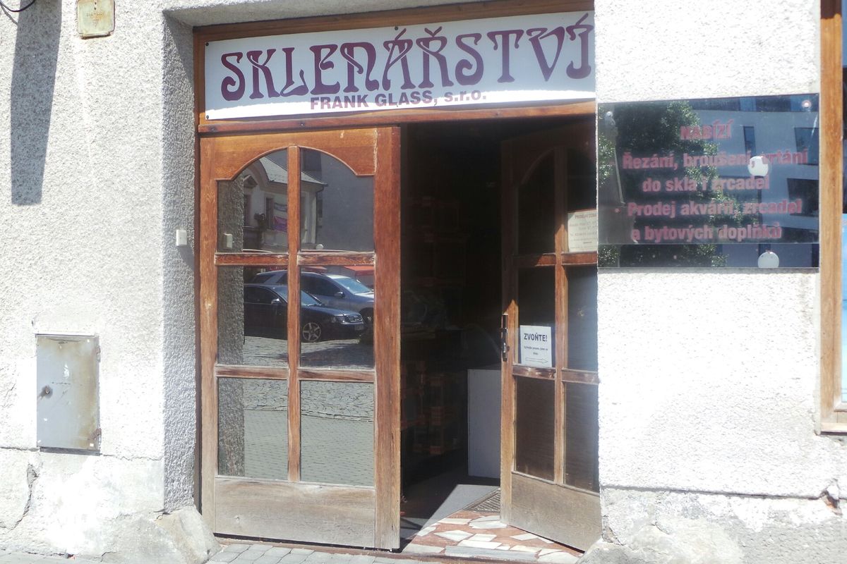 FRANK GLASS, s.r.o. (Uherské Hradiště) • Firmy.cz