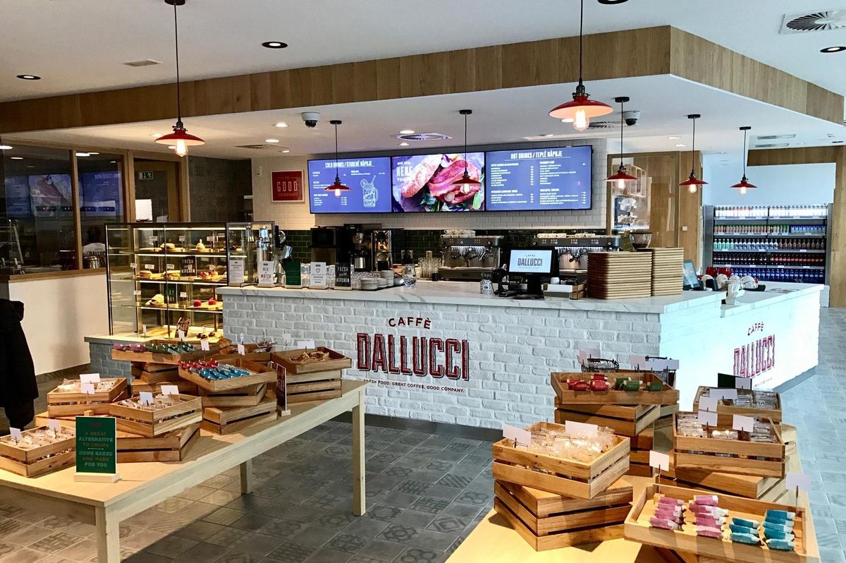Caffè Dallucci (Praha, Karlín) • Firmy.cz