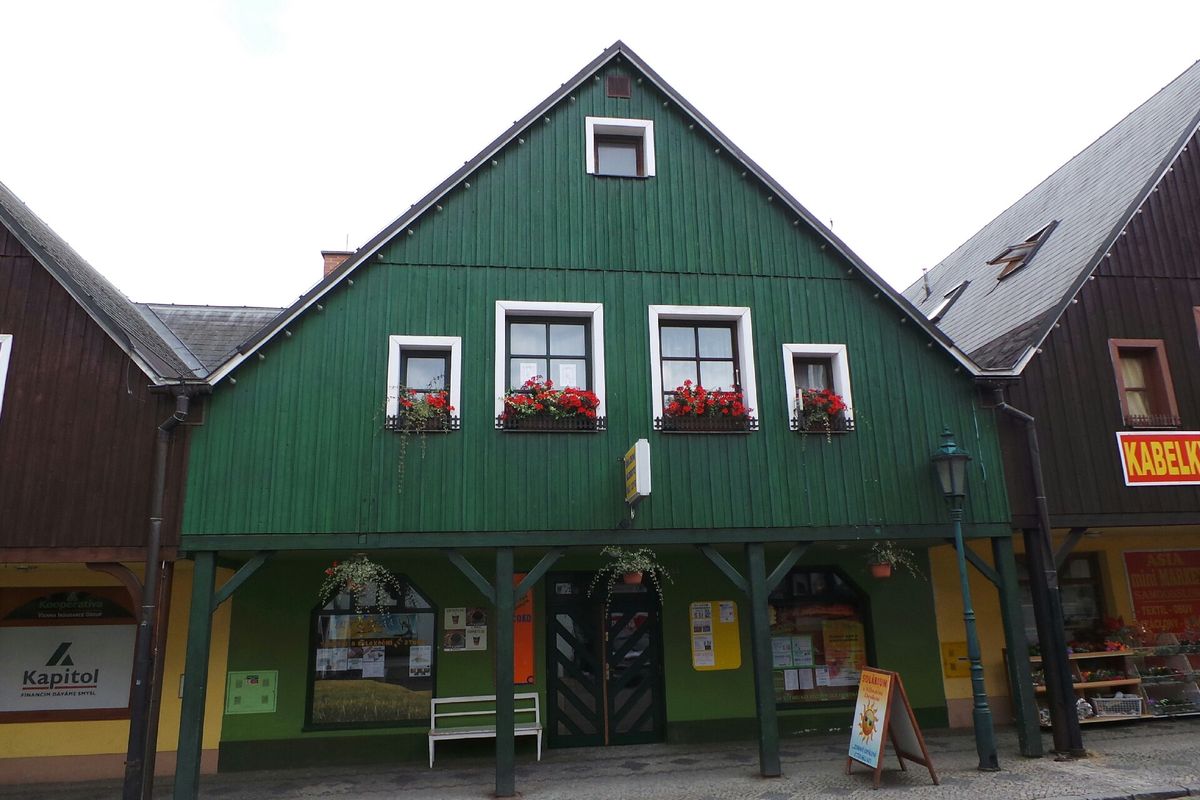 Monika Hodáčová - solná jeskyně a solárium (Vrchlabí) • Firmy.cz