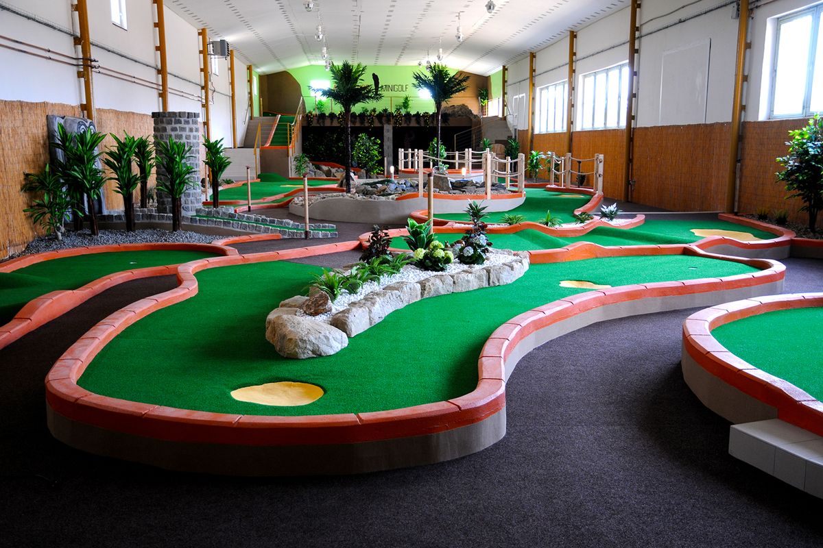 Adventure Minigolf (Praha, Kunratice) • Firmy.cz