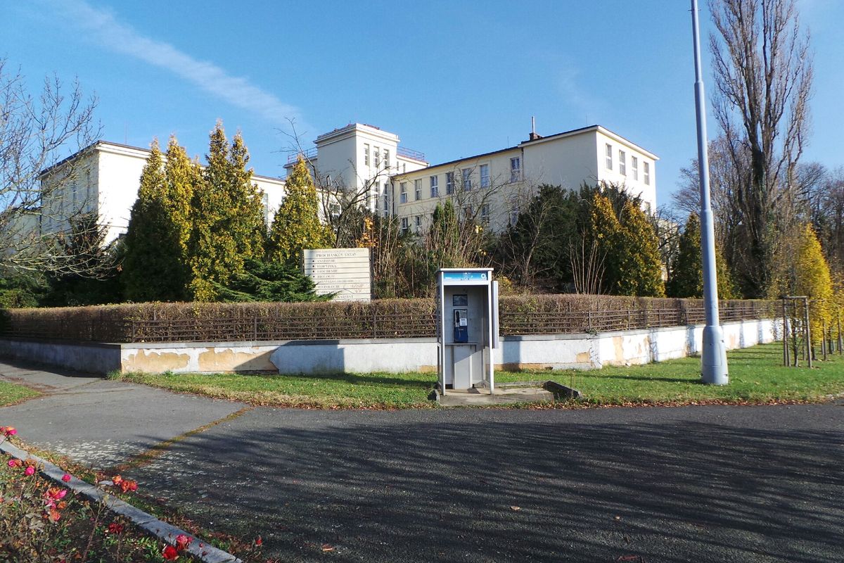 Ústav lékařské chemie a biochemie Lékařské fakulty v Plzni - Univerzita ...