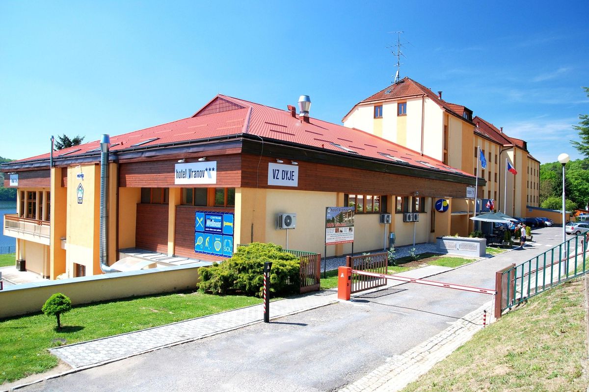 Volareza - hotel Vranov*** (Vranov nad Dyjí) • Firmy.cz