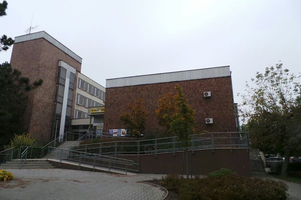 Kino 99 (Kolín IV) • Firmy.cz