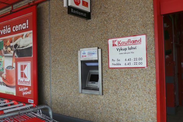 Bankomat ČSOB (Jihlava), IČO 00001350 • Firmy.cz