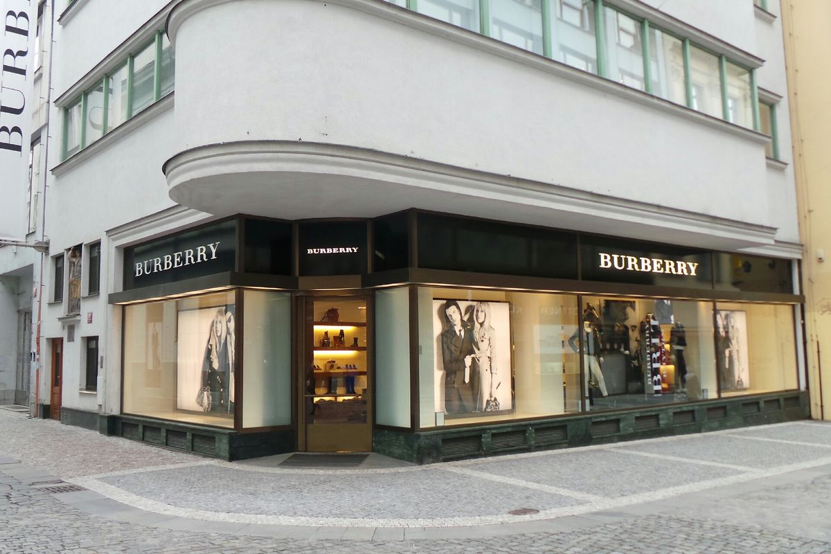 Burberry (Praha, Josefov), IČO 27433064, adresa a telefon • Firmy.cz