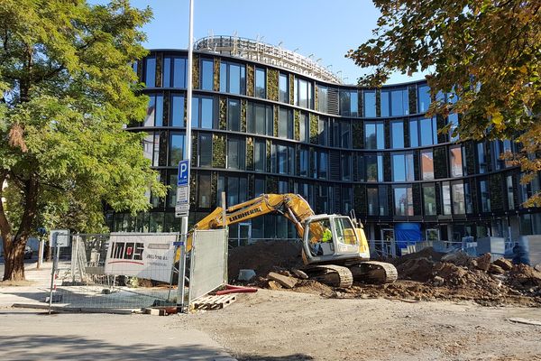 Butterfly - AFI Karlín (Praha, Karlín) • Firmy.cz