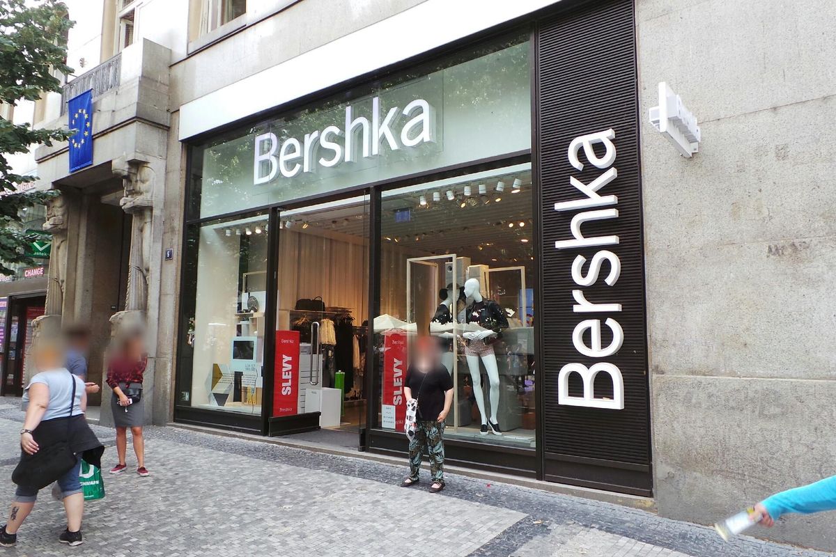 Bershka (Praha, Staré Město), IČO 27258017, adresa • Firmy.cz
