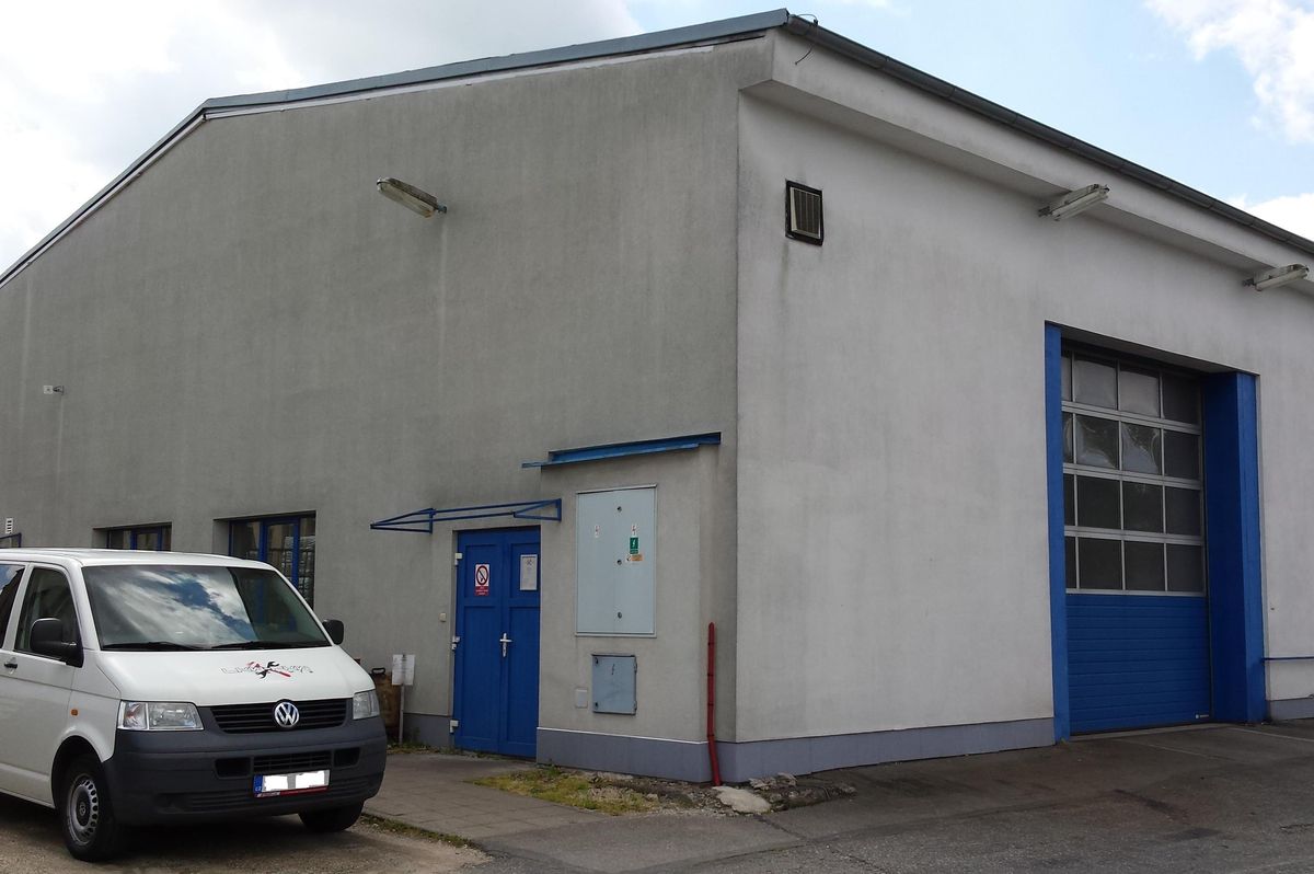 LKW-PKW servis - Miroslav Brádek (Jindřichův Hradec II) • Firmy.cz