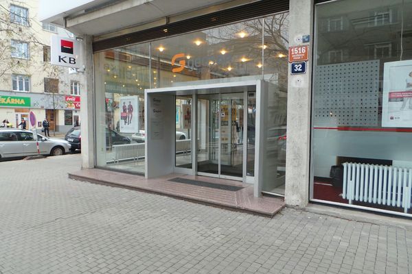 Mgr. Daniel Thelen, advokát (Praha, Holešovice) • Firmy.cz