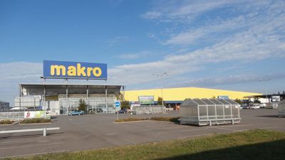 MAKRO Cash & Carry (Hypermarket) • Mapy.com