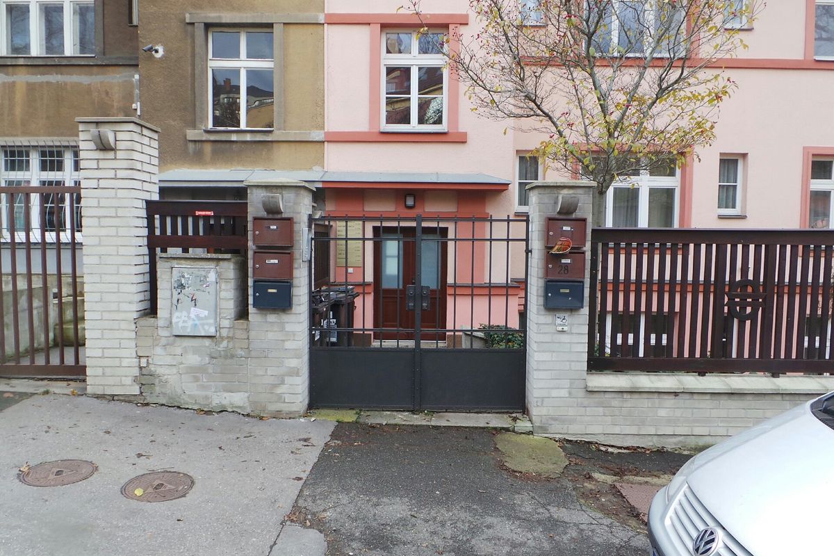 DAMU, s.r.o. (Praha, Vinohrady), IČO 29050448 • Firmy.cz