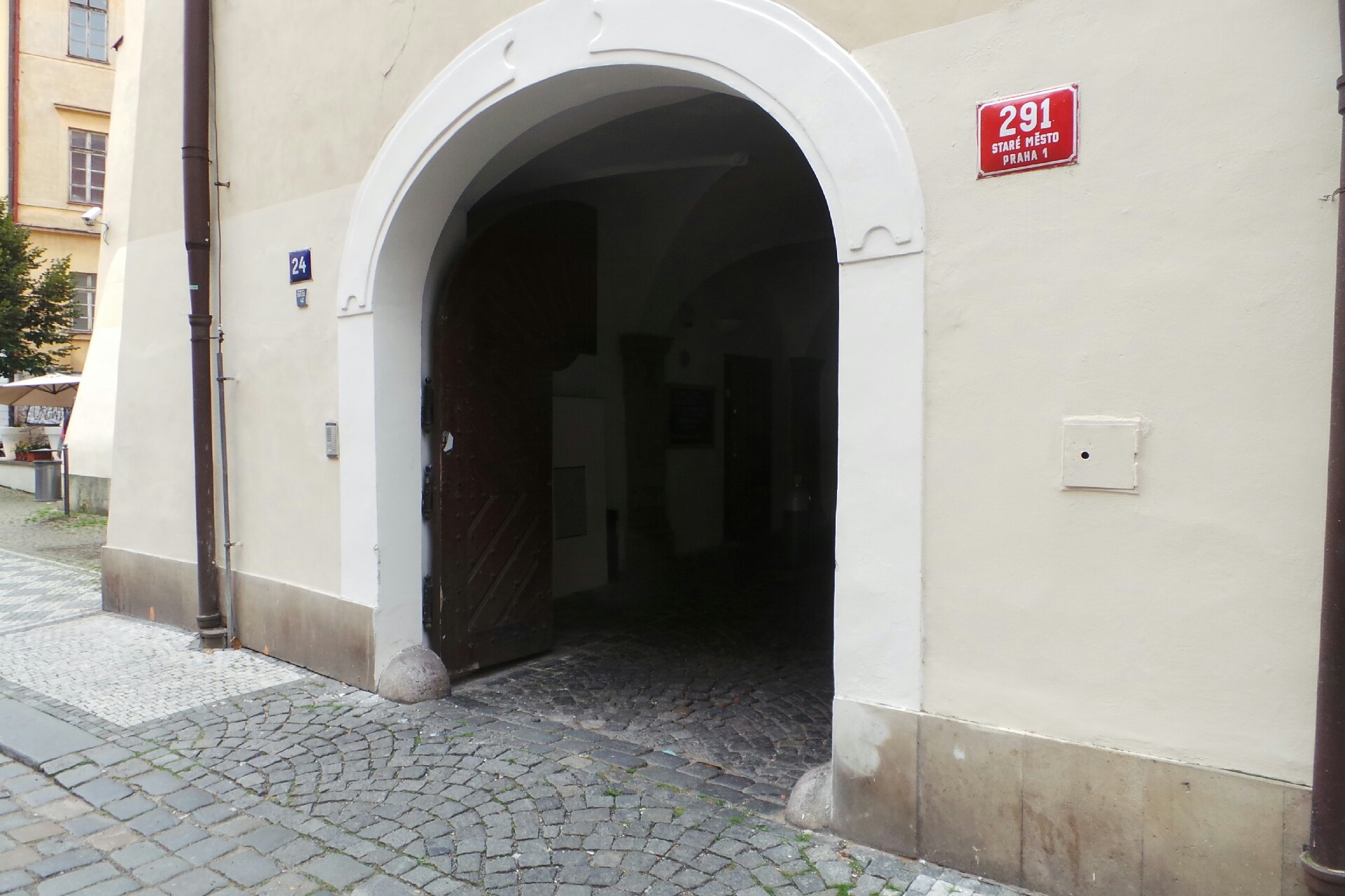 Městský soud v Praze (Praha, Nové Město) • Firmy.cz