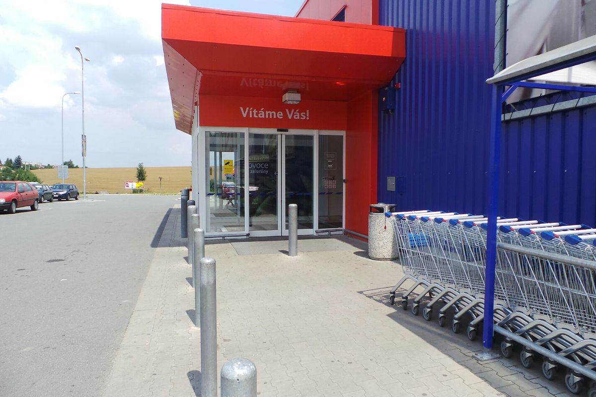 Tesco (Vlašim), IČO 45308314, adresa a telefon • Firmy.cz