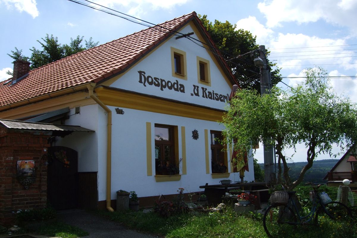 Hospoda u Kaiserů Týniště (Týniště) • Firmy.cz