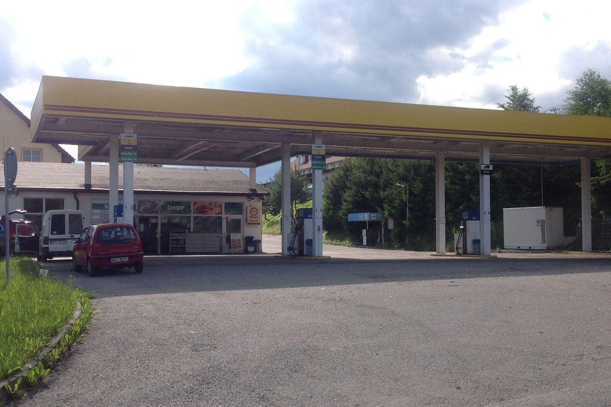 Ono Tankstelle Strazny
