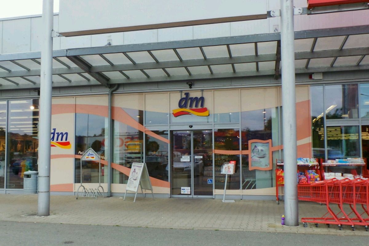 dm drogerie markt s.r.o. (Česká Třebová, Parník), IČO 47239581, adresa ...