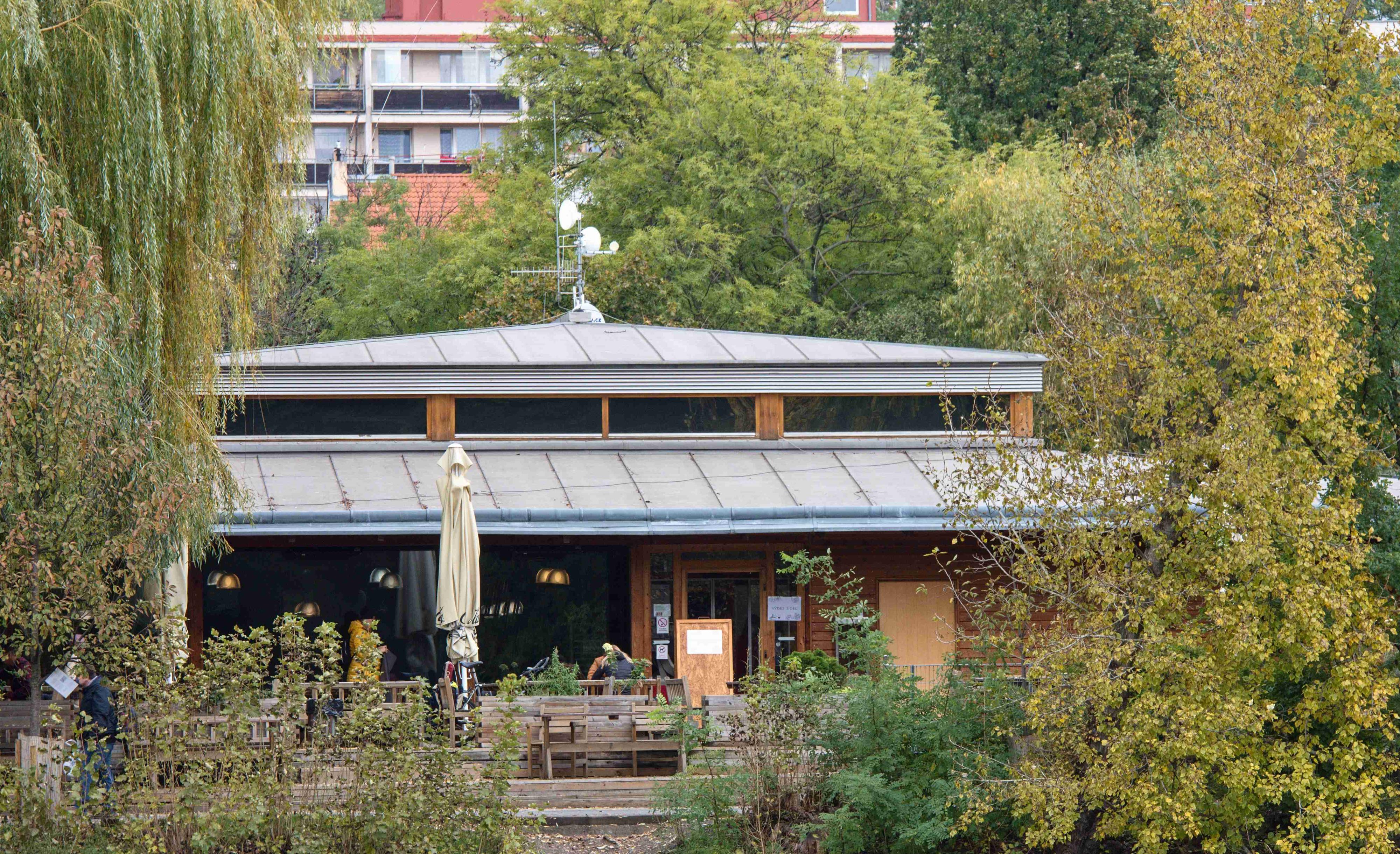 Restaurace Hamr (Praha, Záběhlice) + Denní menu • Firmy.cz