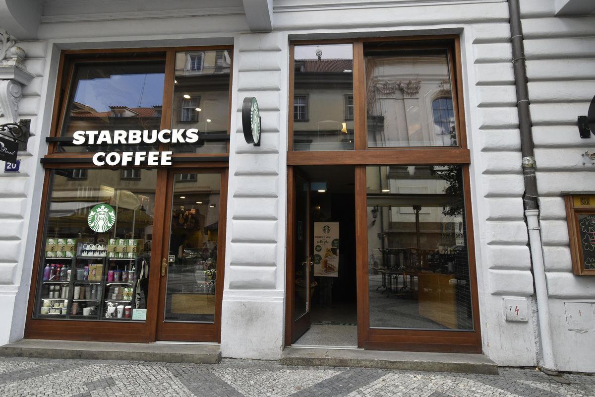 Starbucks Coffee (Praha, Staré Město), IČO 28167694, adresa a telefon ...
