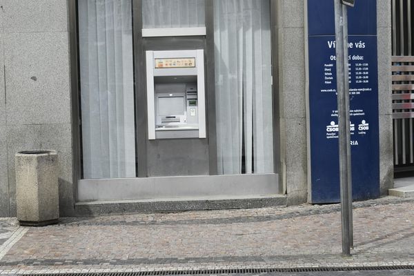 Bankomat ČSOB (Praha, Nové Město), IČO 00001350 • Firmy.cz