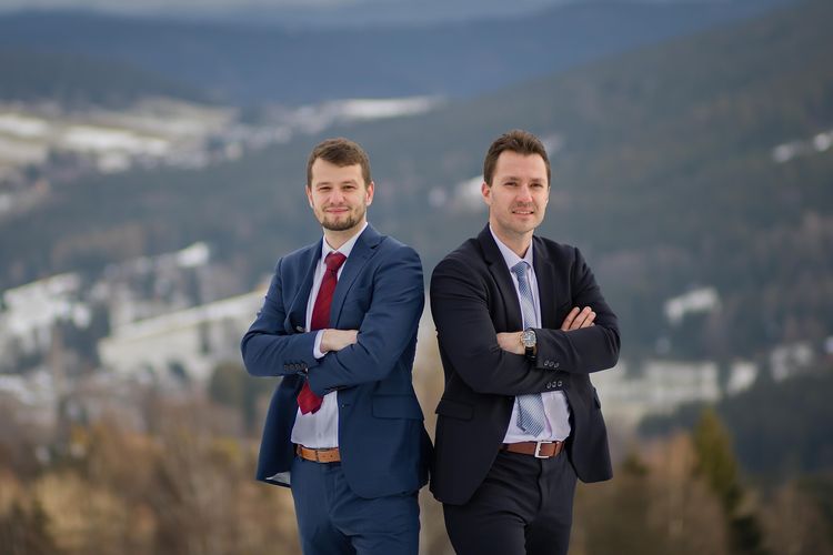 Kupní smlouva s advokátní úschovou za 8 000 Kč Praha, Krč Mgr. Michal ...