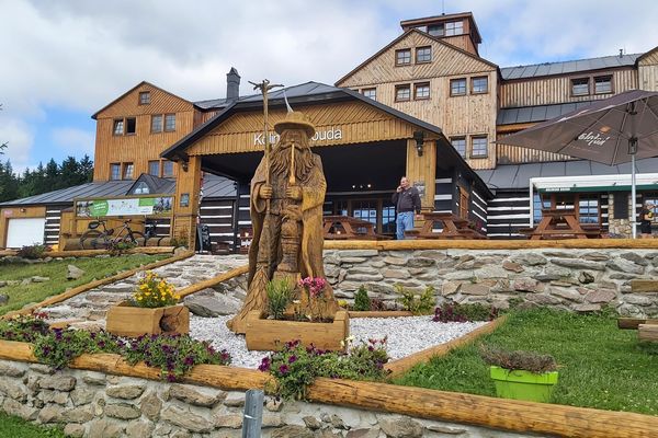 Restaurace Kolínská bouda (Pec pod Sněžkou, Velká Úpa) • Firmy.cz