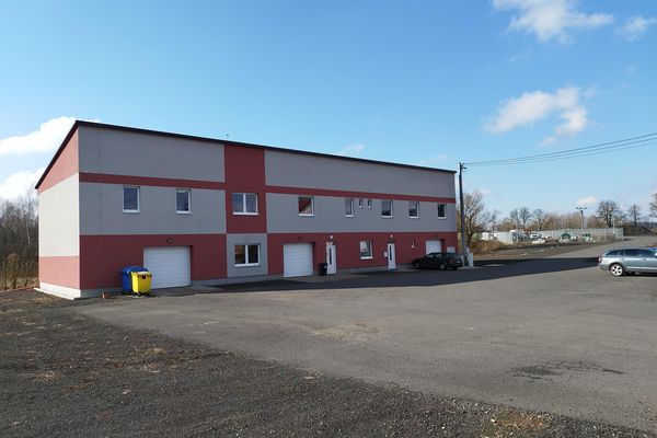 LiPa Window s.r.o. (Karlovy Vary, Sedlec), IČO 17807271, adresa a telefon • Firmy.cz