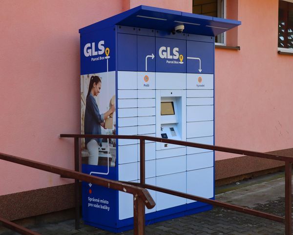GLS Parcel Box (Náchod) • Firmy.cz