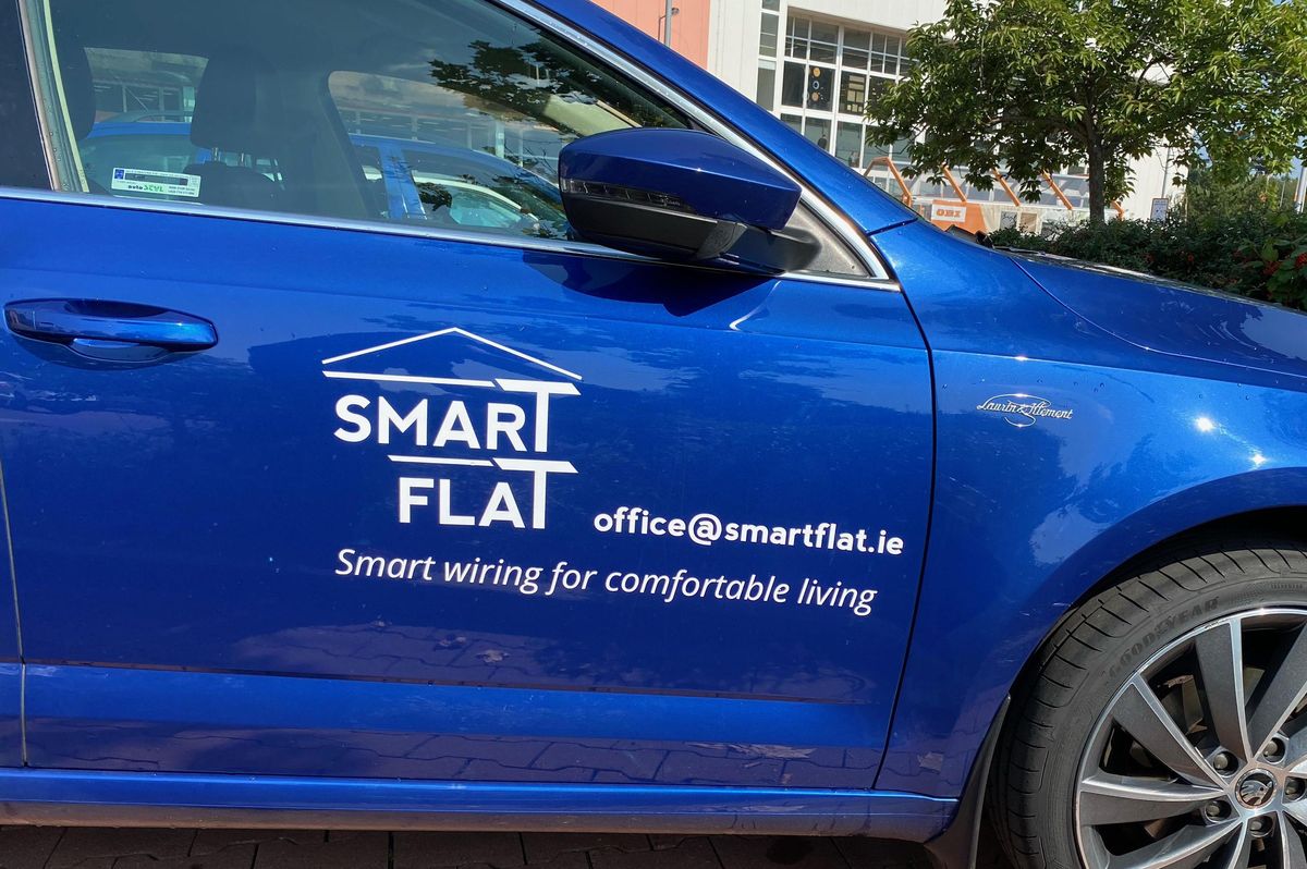 SMART FLAT, s.r.o. (Praha, Žižkov) • Firmy.cz
