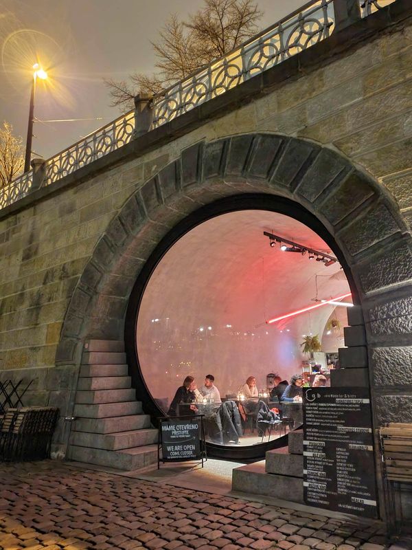 (A)VOID CAFÉ (Praha) • Firmy.cz