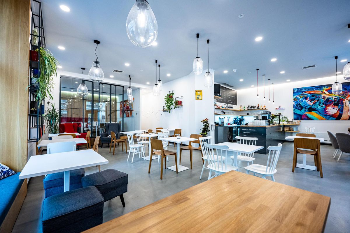 Pilot Cafe Letná (Praha, Holešovice) • Firmy.cz