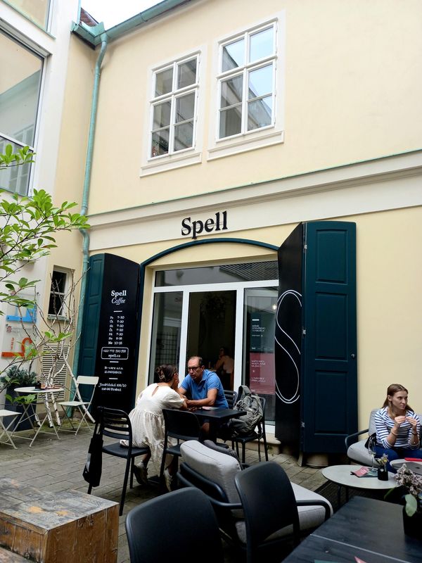Spell Coffee (Praha, Nové Město) • Firmy.cz