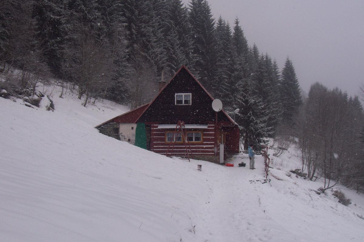 Chata ZD Luštěnice Zářivka (Luštěnice) • Firmy.cz