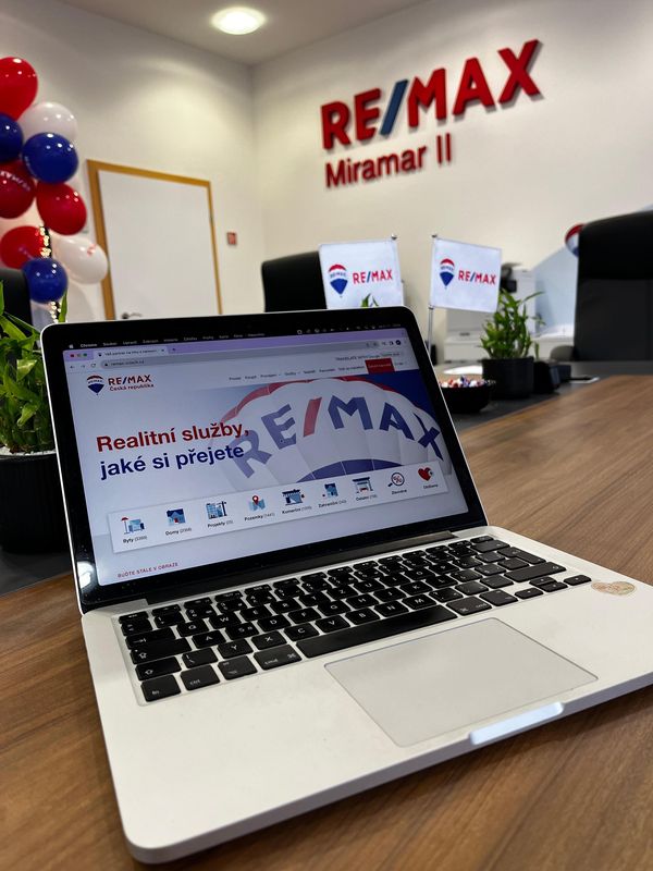 Michal Machala - Certifikovaný realitní makléř RE/MAX Miramar (Dolní ... Michal Machala - Certifikovaný realitní makléř RE/MAX Miramar (Dolní ...