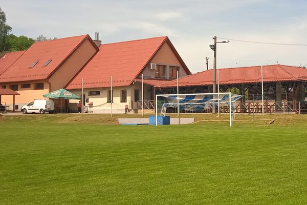 Hospoda Na hřišti (Hřivínův Újezd) • Firmy.cz