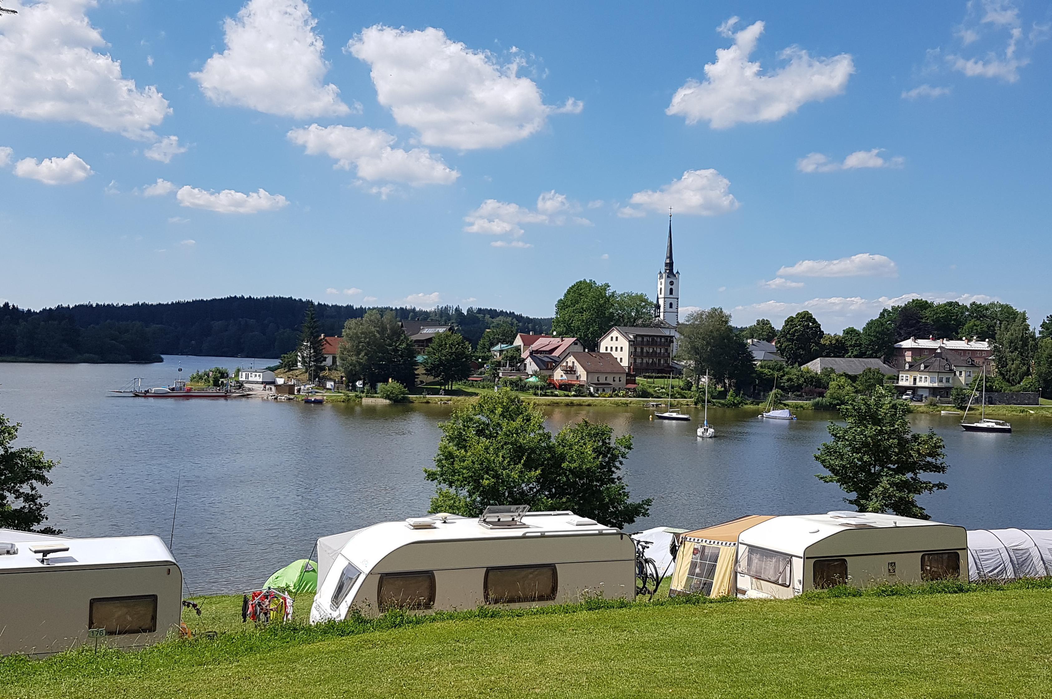 Camping frymburk store