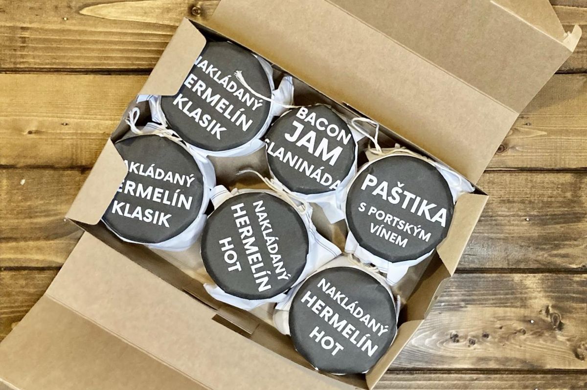 Restaurace Na Hlubáku (Holice, Podlesí) • Firmy.cz