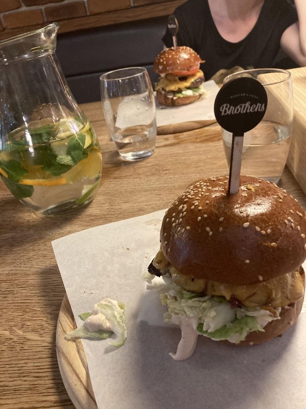 Burger & Beer Brothers (Olomouc) + Denní menu • Firmy.cz
