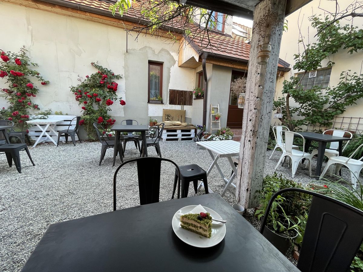 Café Music (Rakovník I) • Firmy.cz