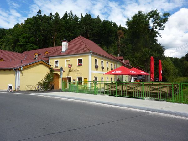 Penzion Pod hradem (Nové Hrady, Údolí) • Firmy.cz Penzion Pod hradem (Nové Hrady, Údolí) • Firmy.cz