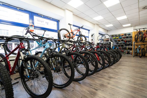 JOY.Bike (Hradec Králové, Pražské Předměstí), IČO 19079052, adresa ...