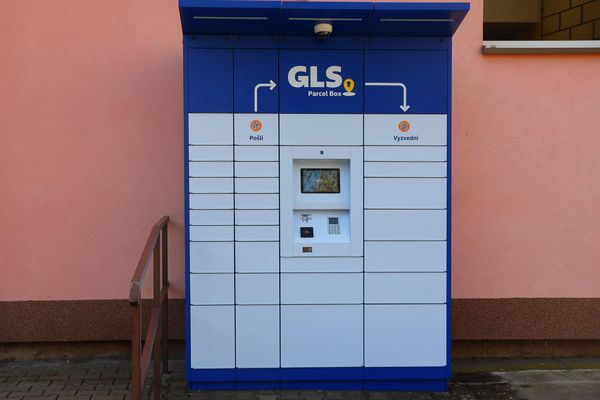 GLS Parcel Box (Náchod) • Firmy.cz