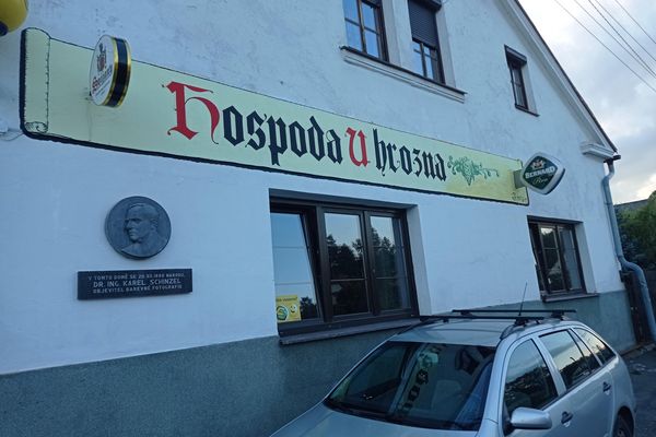 Hospoda U Hrozna (Rýmařov, Edrovice) • Firmy.cz