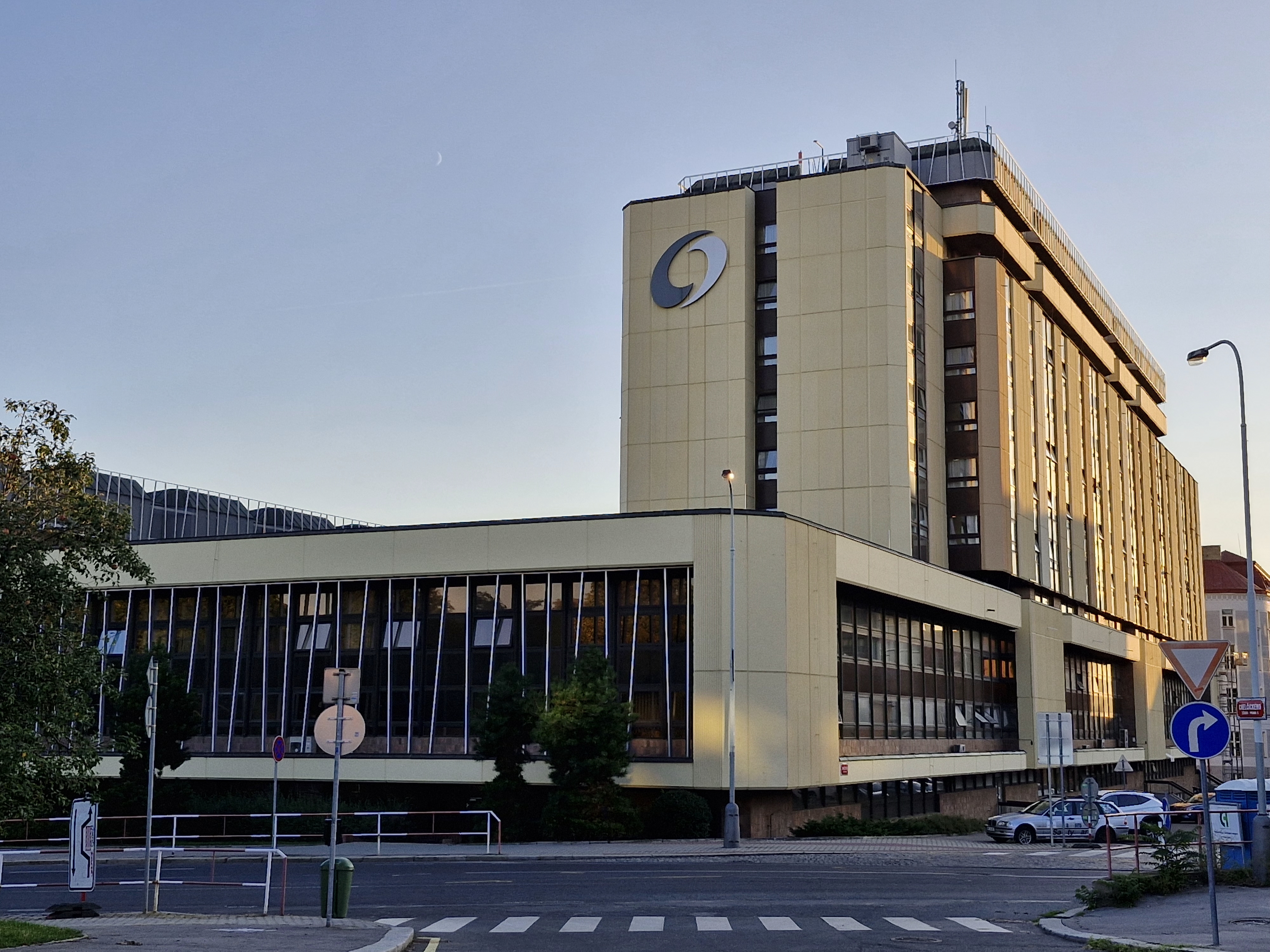 Plavecký bazén - Lázně AXA (Praha, Nové Město) • Firmy.cz