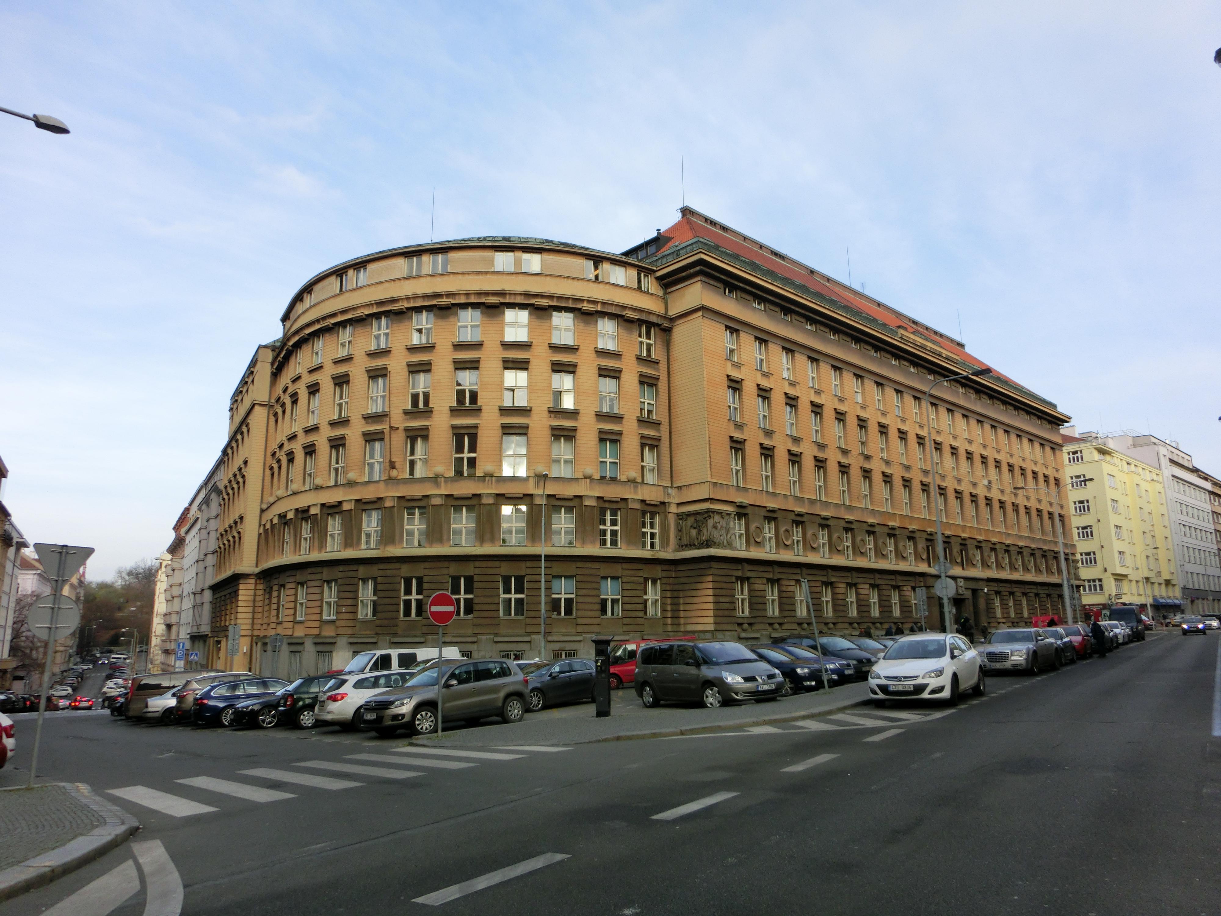 Městský soud v Praze (Praha, Vinohrady) • Firmy.cz