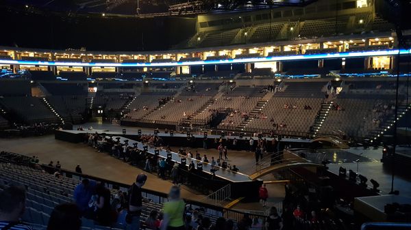 O2 universum (Praha, Libeň) • Firmy.cz